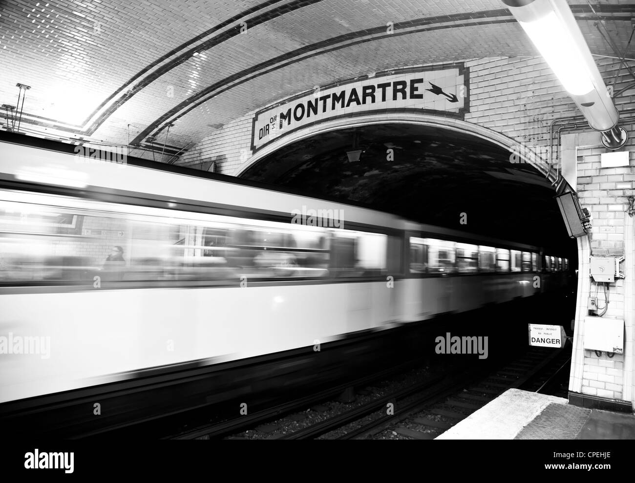 Paris underground hi-res stock photography and images - Alamy