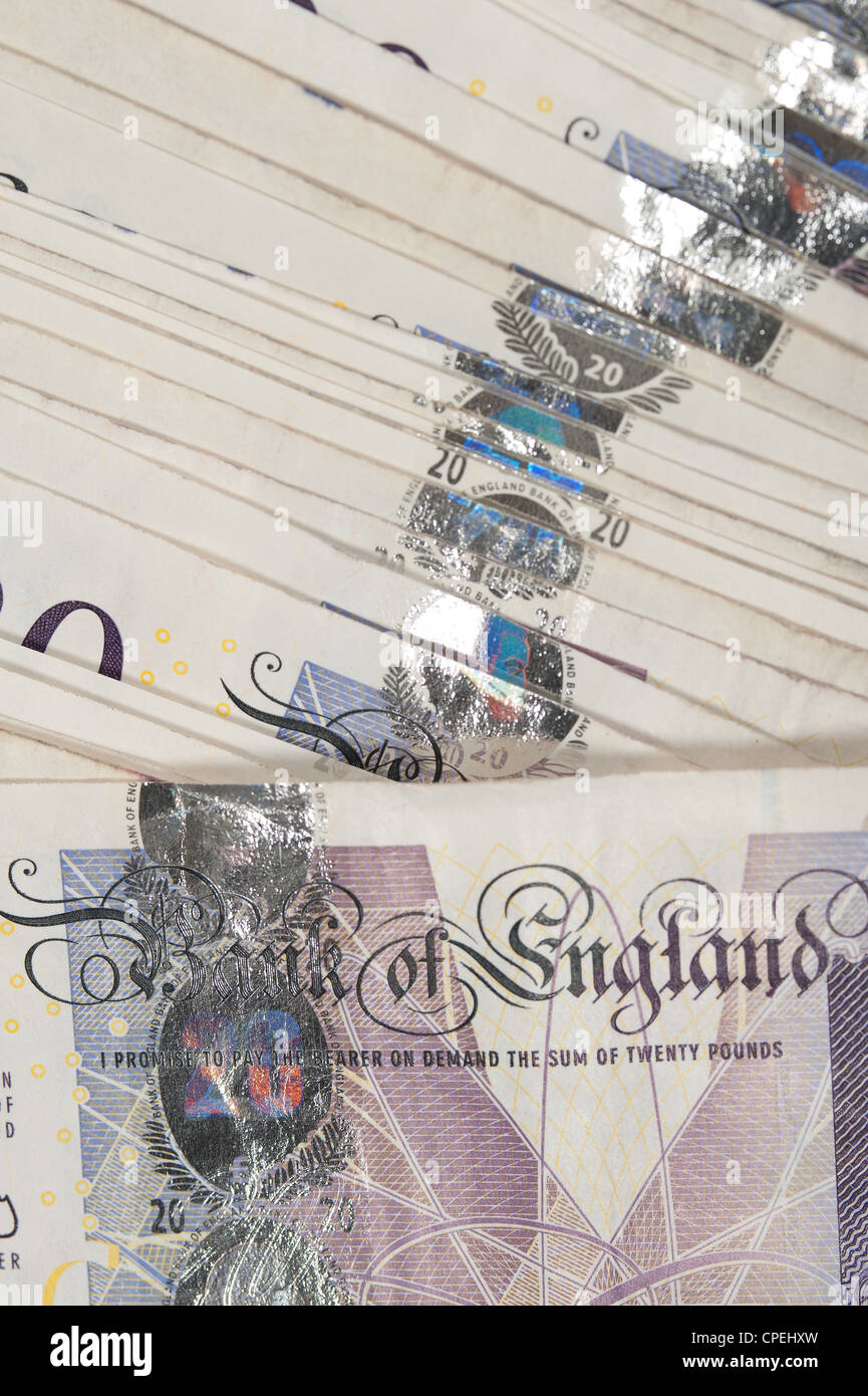 British currency notes hologram hi-res stock photography and images - Alamy