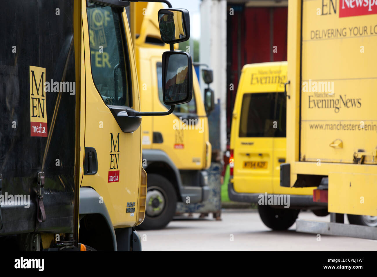 Delevery trucks hi-res stock photography and images - Alamy