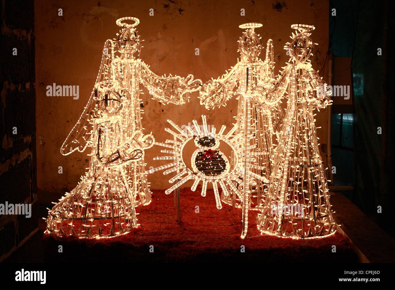 Outdoor Christmas scene at night Stock Photo - Alamy