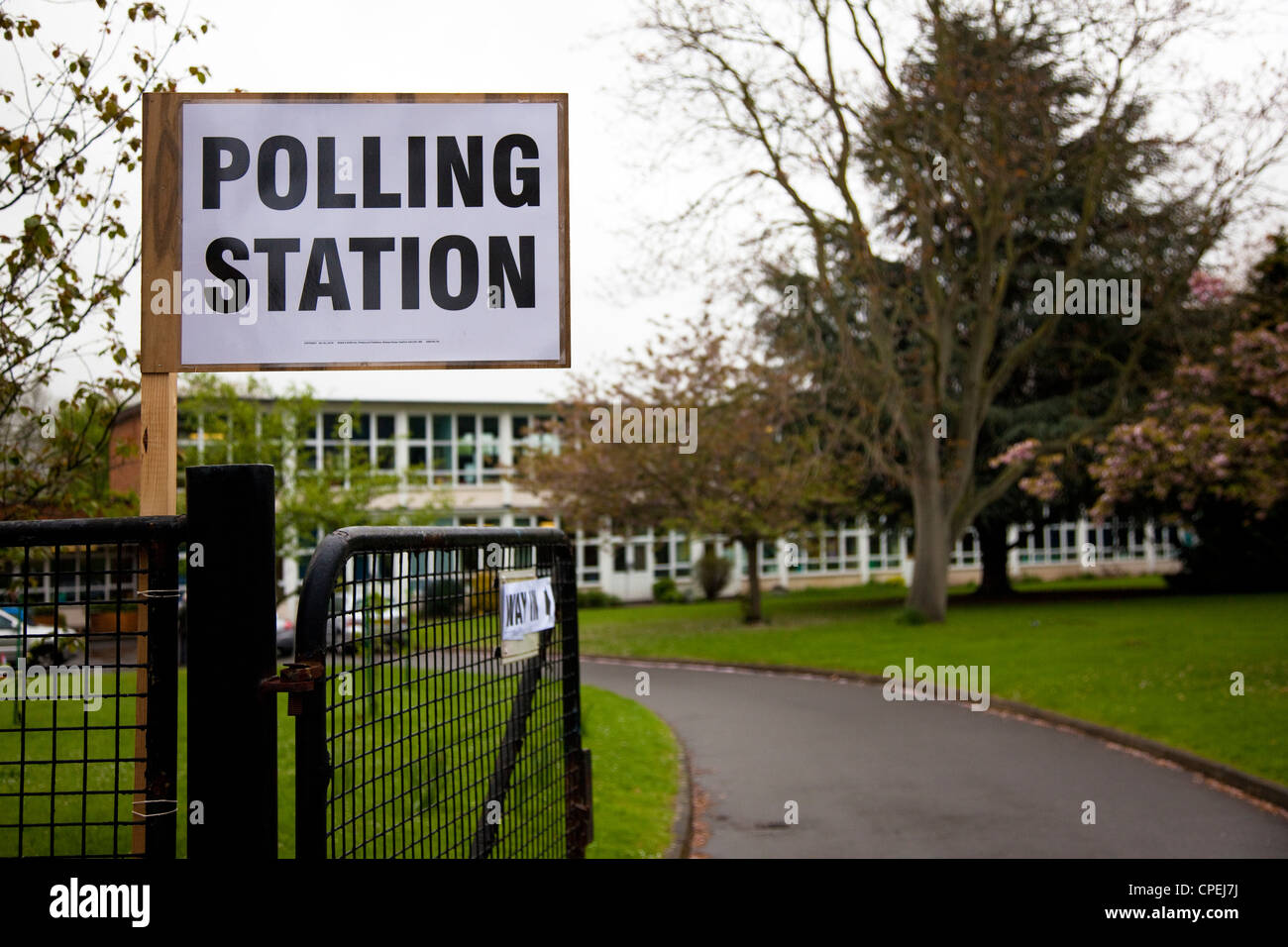 English polling station hi-res stock photography and images - Alamy
