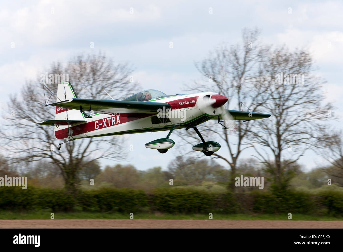 Mid wing monoplane hi-res stock photography and images - Alamy