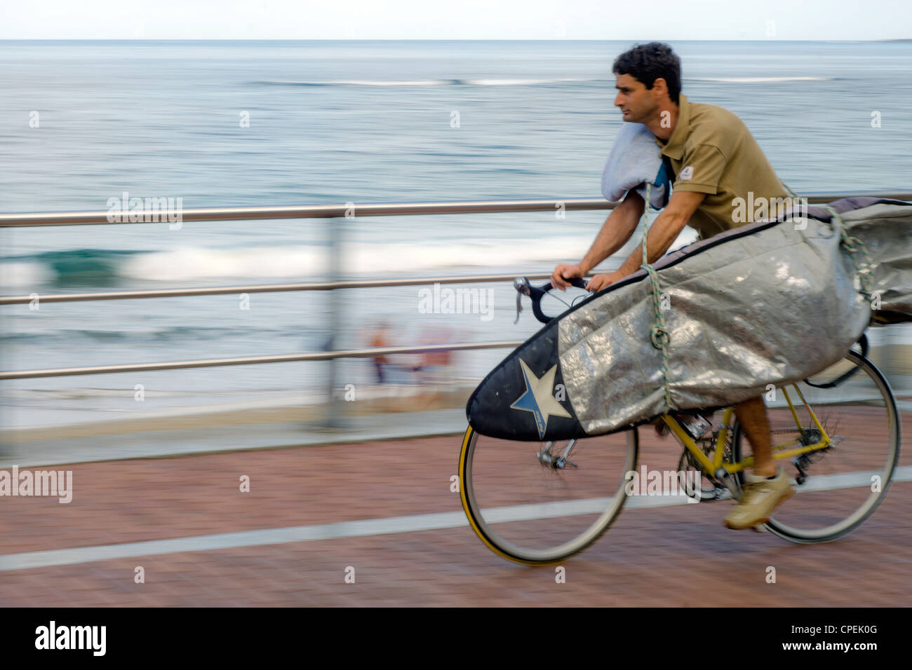Surfer bicycle hi-res stock photography and images - Alamy