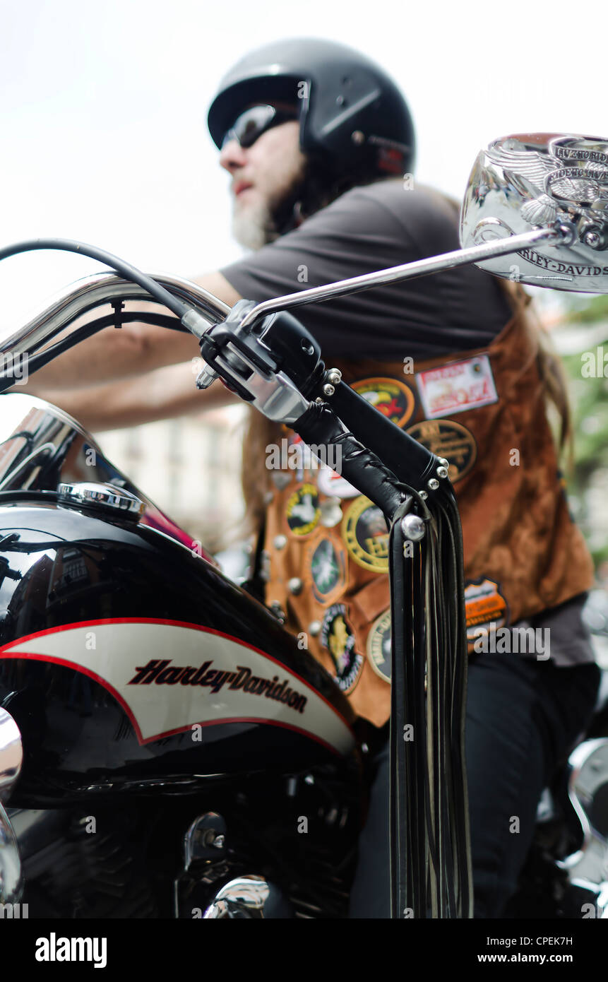 Harley man hi-res stock photography and images - Alamy