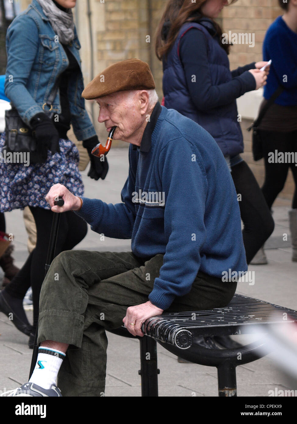 Old man with stick uk hi-res stock photography and images - Alamy