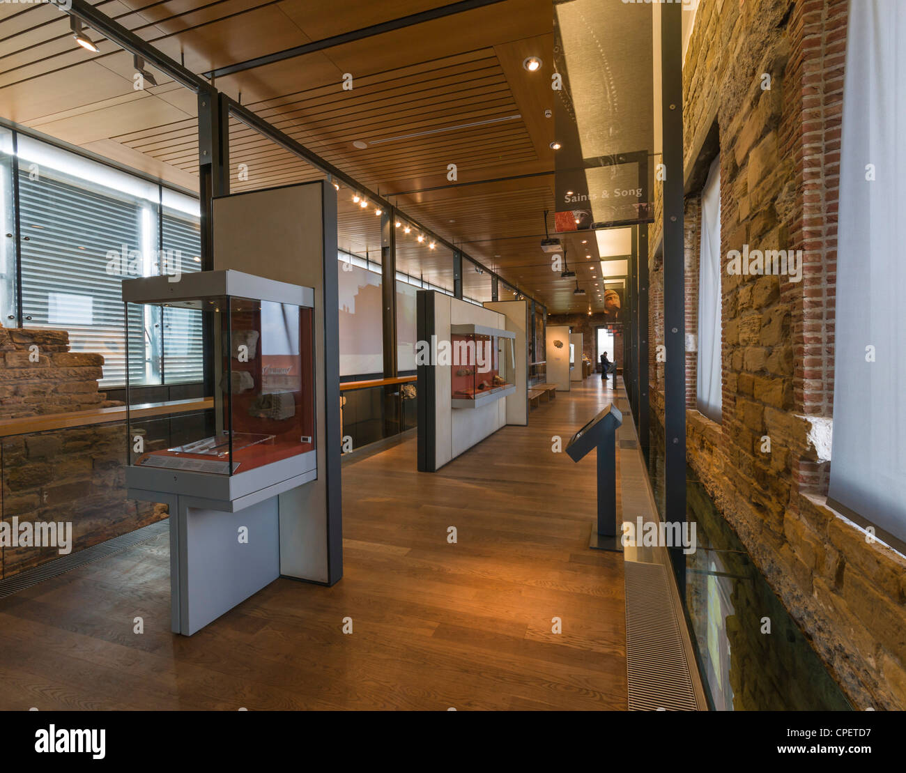 Whitby museum yorkshire hi-res stock photography and images - Alamy