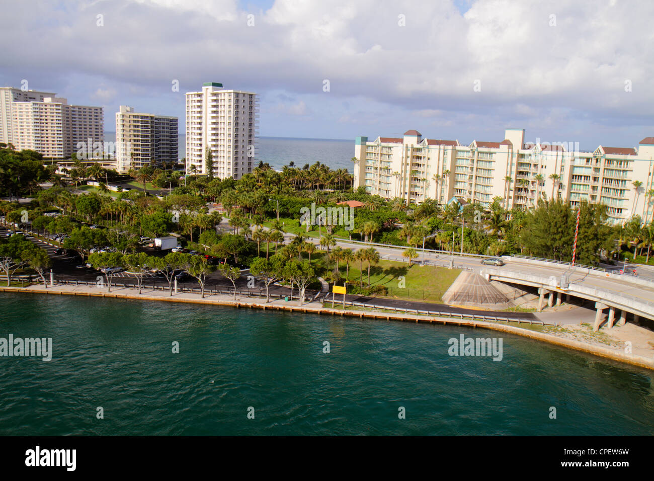Atlantic ocean water highway route a1a hi-res stock photography and ...