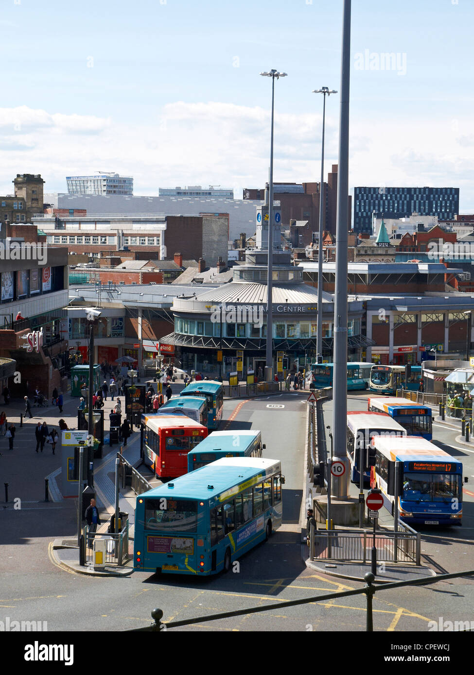 Buses in liverpool hi-res stock photography and images - Alamy