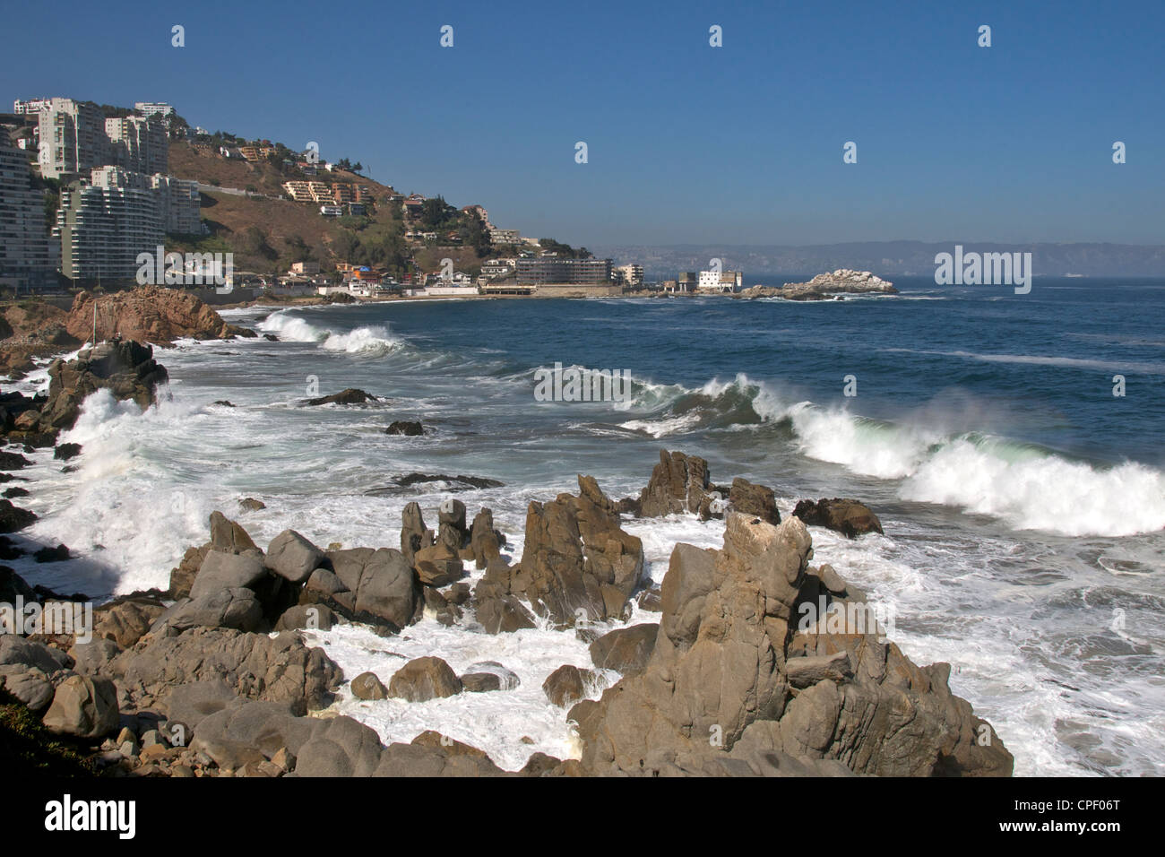Coastline at Concon Vina del Mar Chile Stock Photo - Alamy