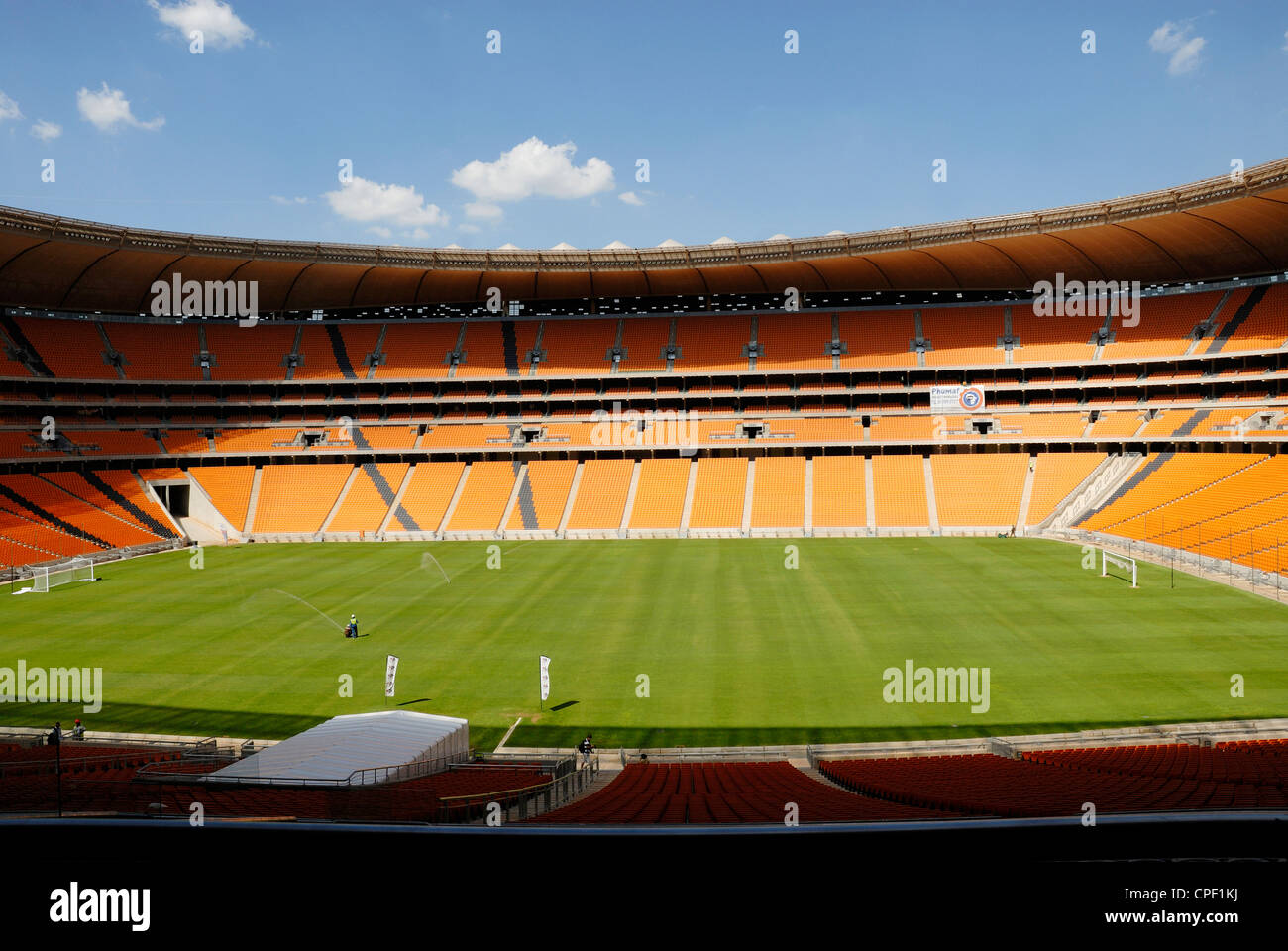 Fnb stadium exterior hi-res stock photography and images - Alamy