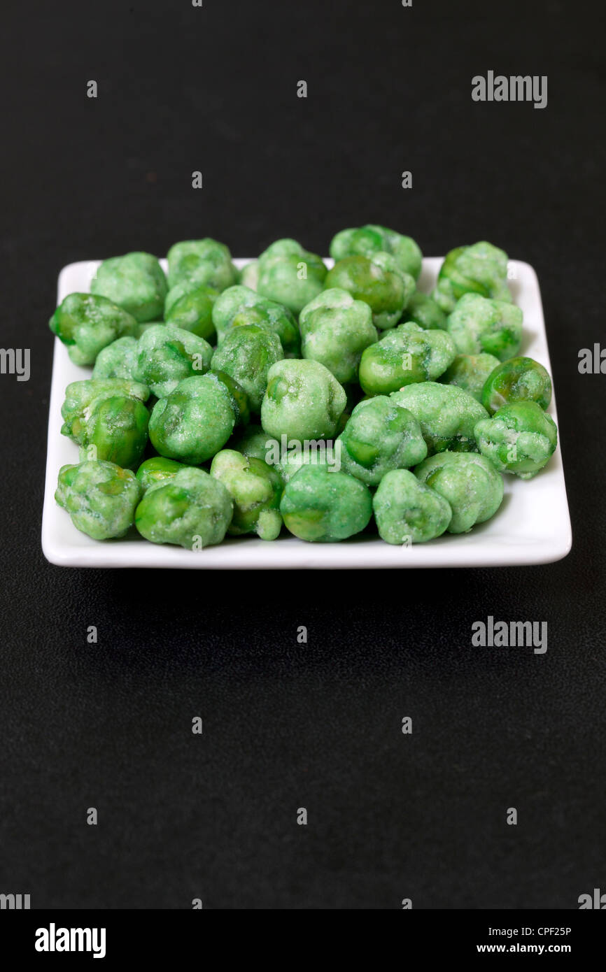 Wasabi peas hi-res stock photography and images - Alamy