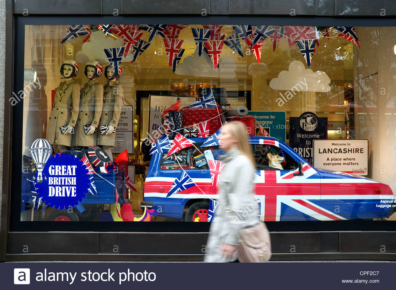 Selfridges Store High Resolution Stock Photography and Images - Alamy