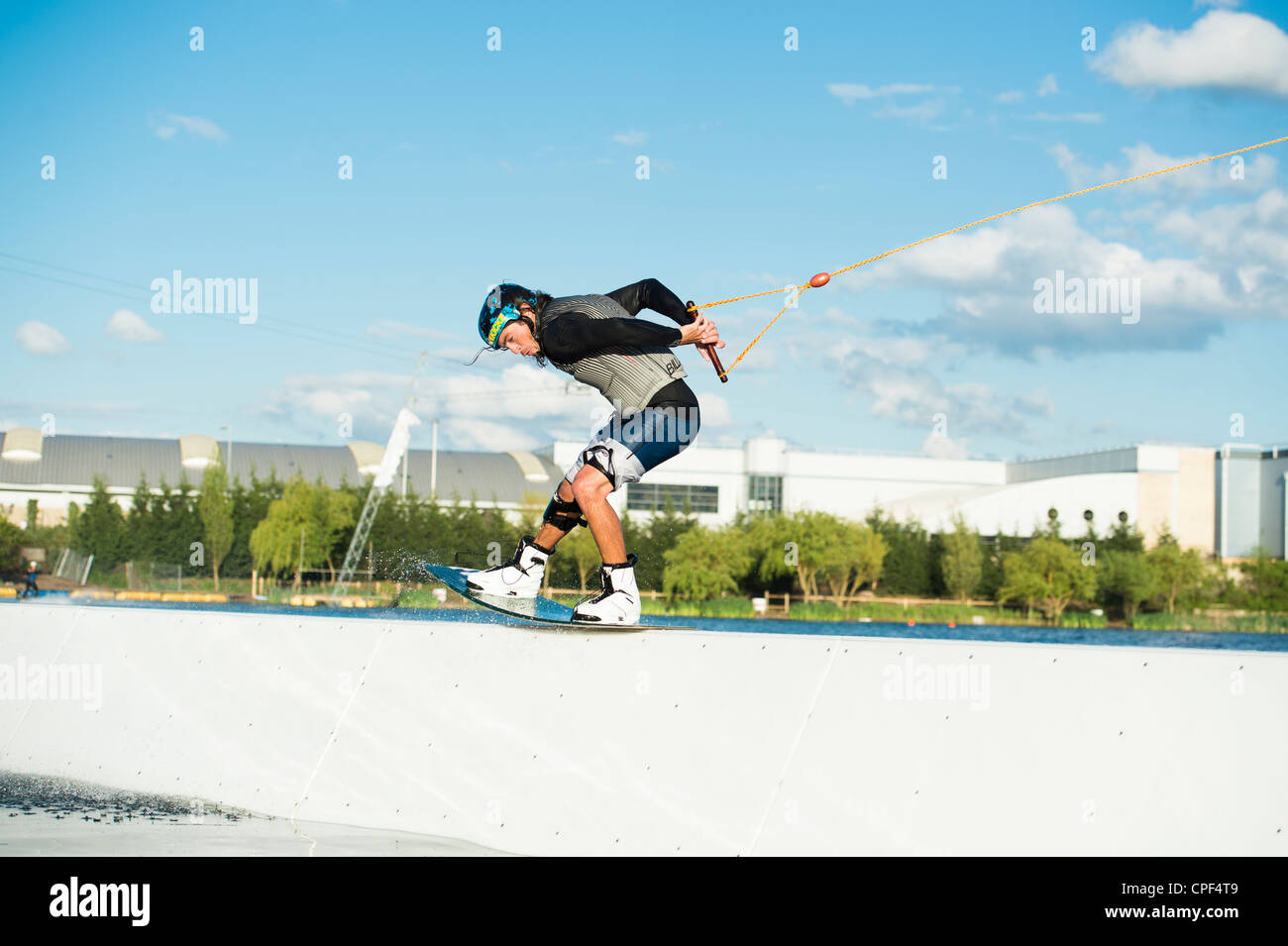 Cable wake hi-res stock photography and images - Alamy