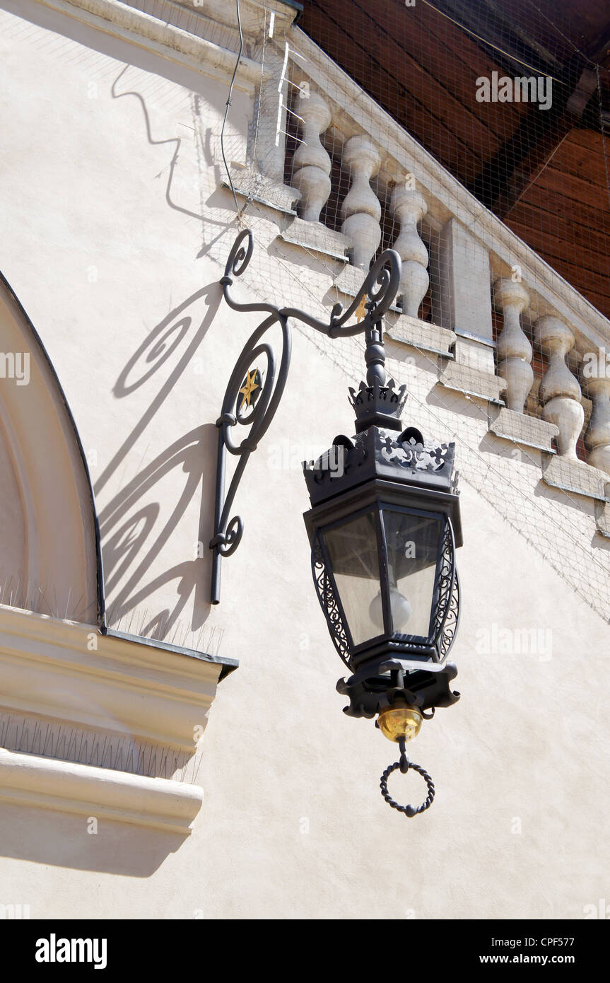 Old ancient antique lamppost hi-res stock photography and images - Alamy