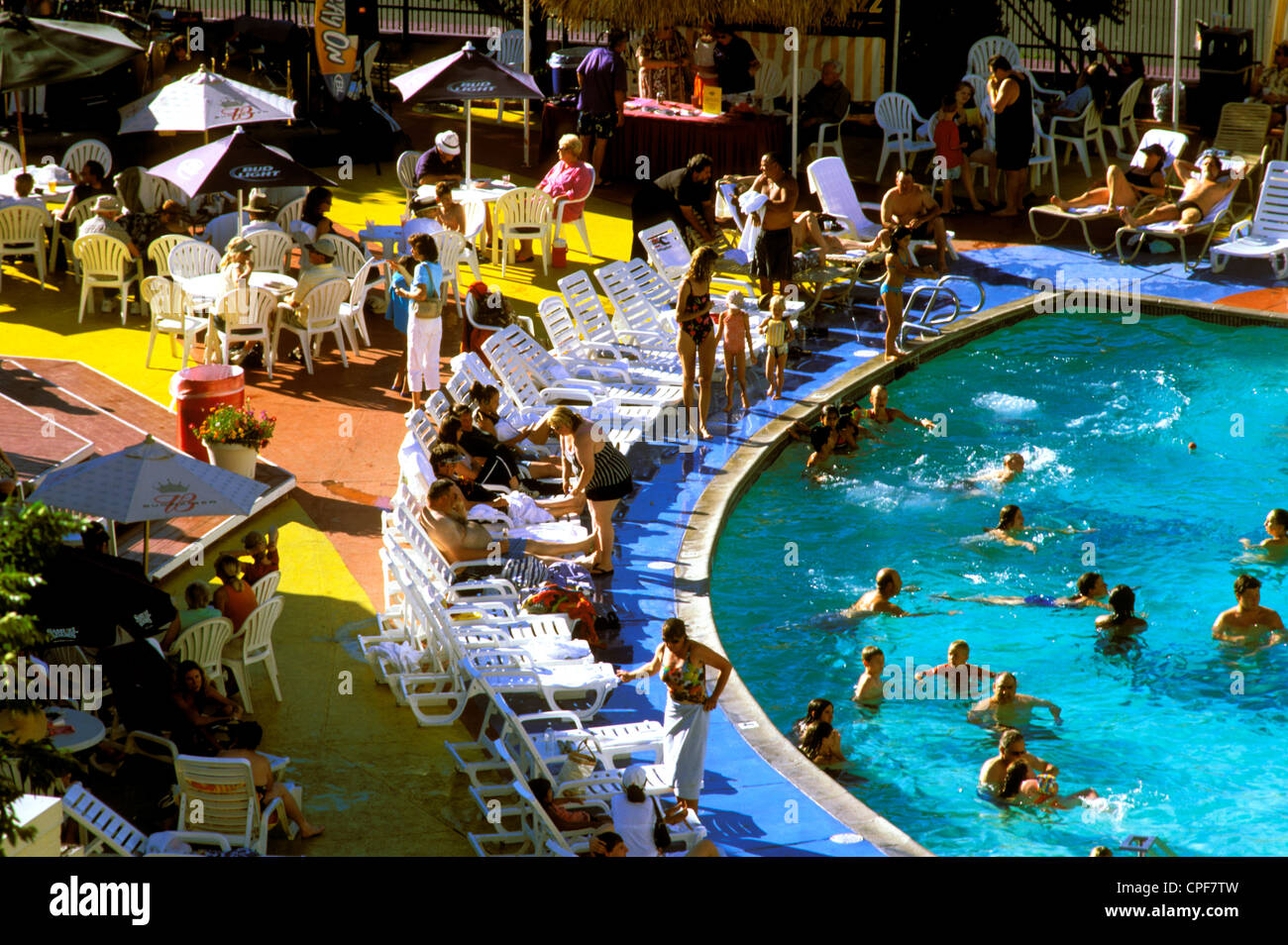Pool party hi-res stock photography and images - Alamy