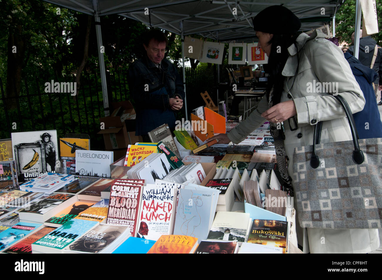 Goldsmith row book market hi-res stock photography and images - Alamy