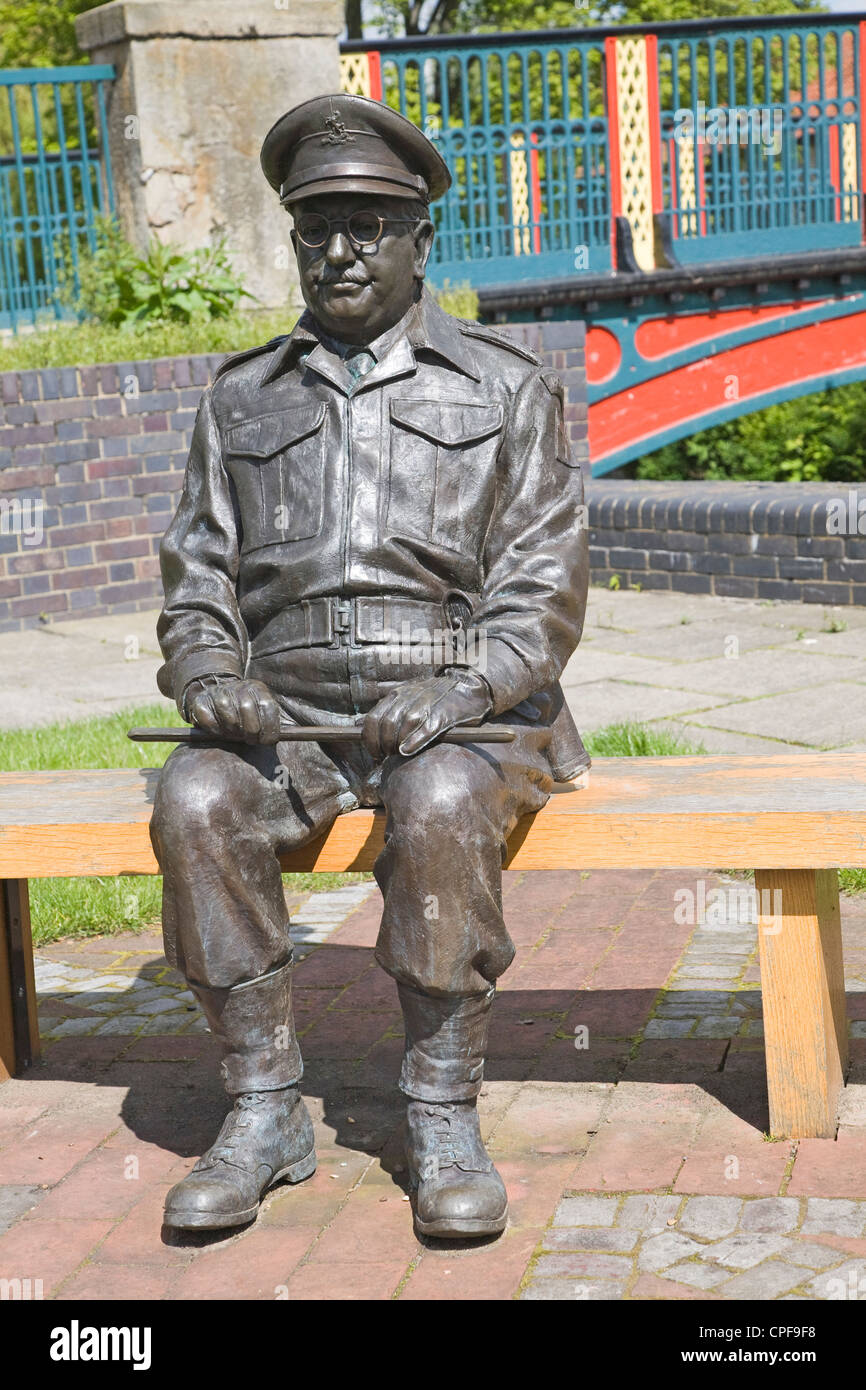 Statue of Captain Mainwaring, Arthur Lowe's Dad’s Army character ...