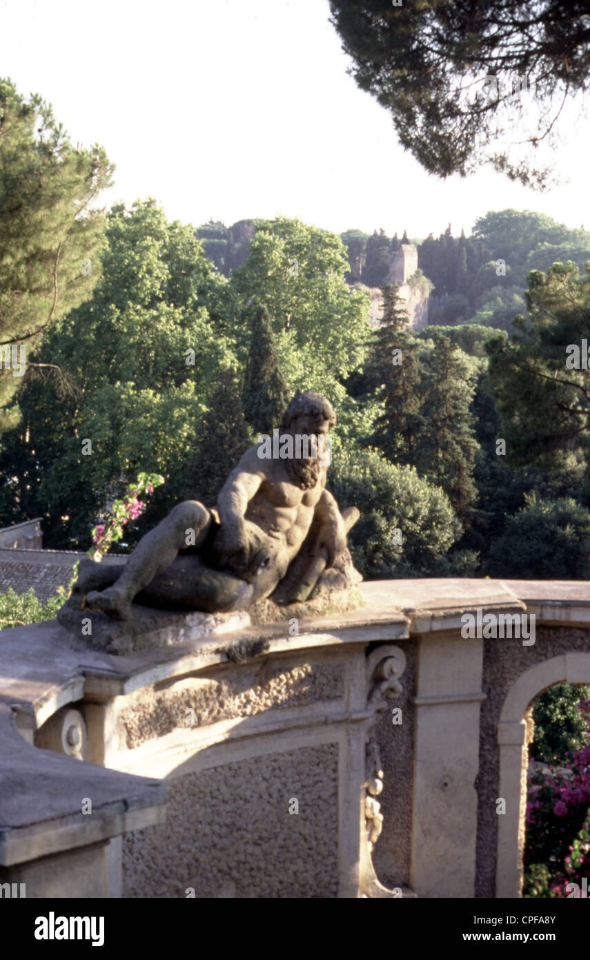 Jupiter statue rome hi-res stock photography and images - Alamy