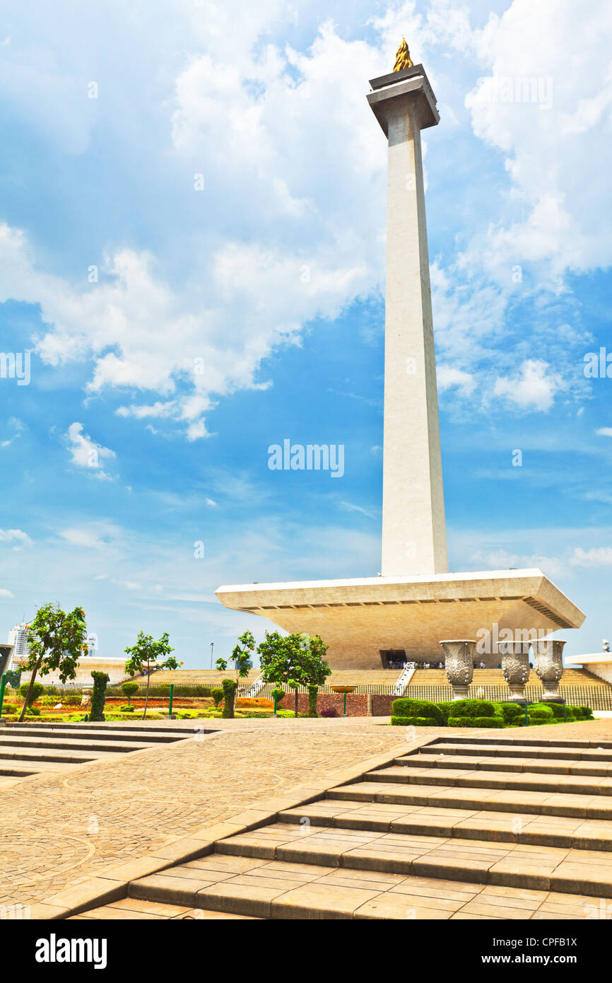 National monument merdeka square hi-res stock photography and images ...