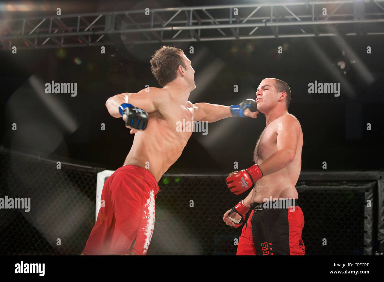 Left hook hi-res stock photography and images - Alamy
