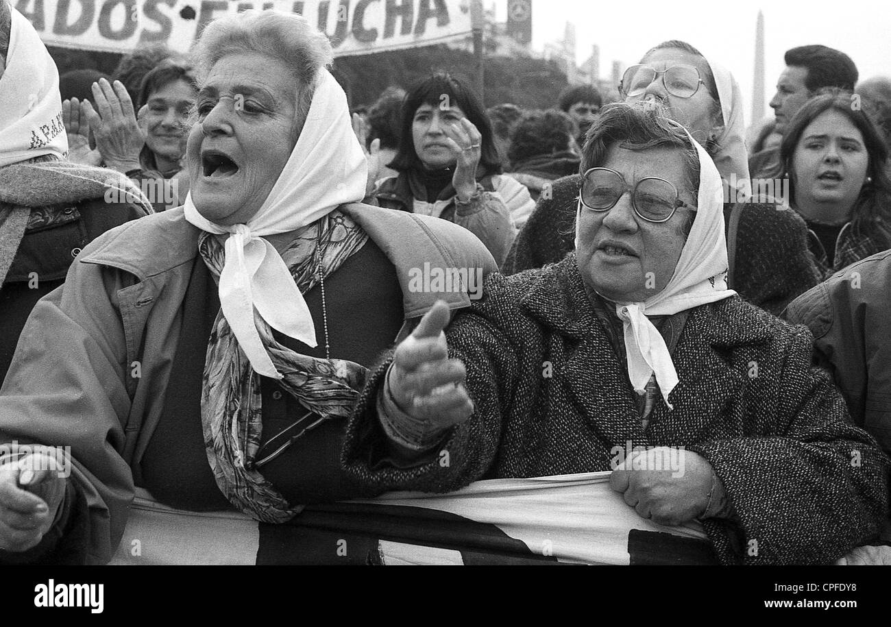 Mothers of Plaza de Mayo Stock Photo - Alamy