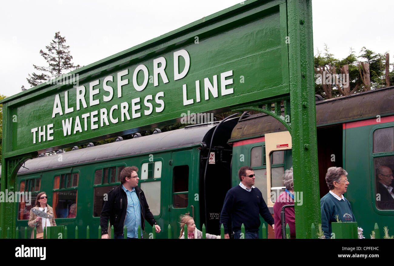 Alresford Train Station on the Watercress Line Stock Photo - Alamy