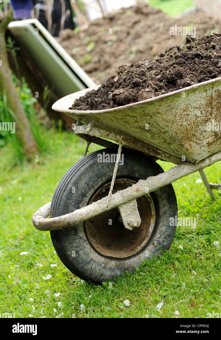 Handbarrow hi-res stock photography and images - Alamy