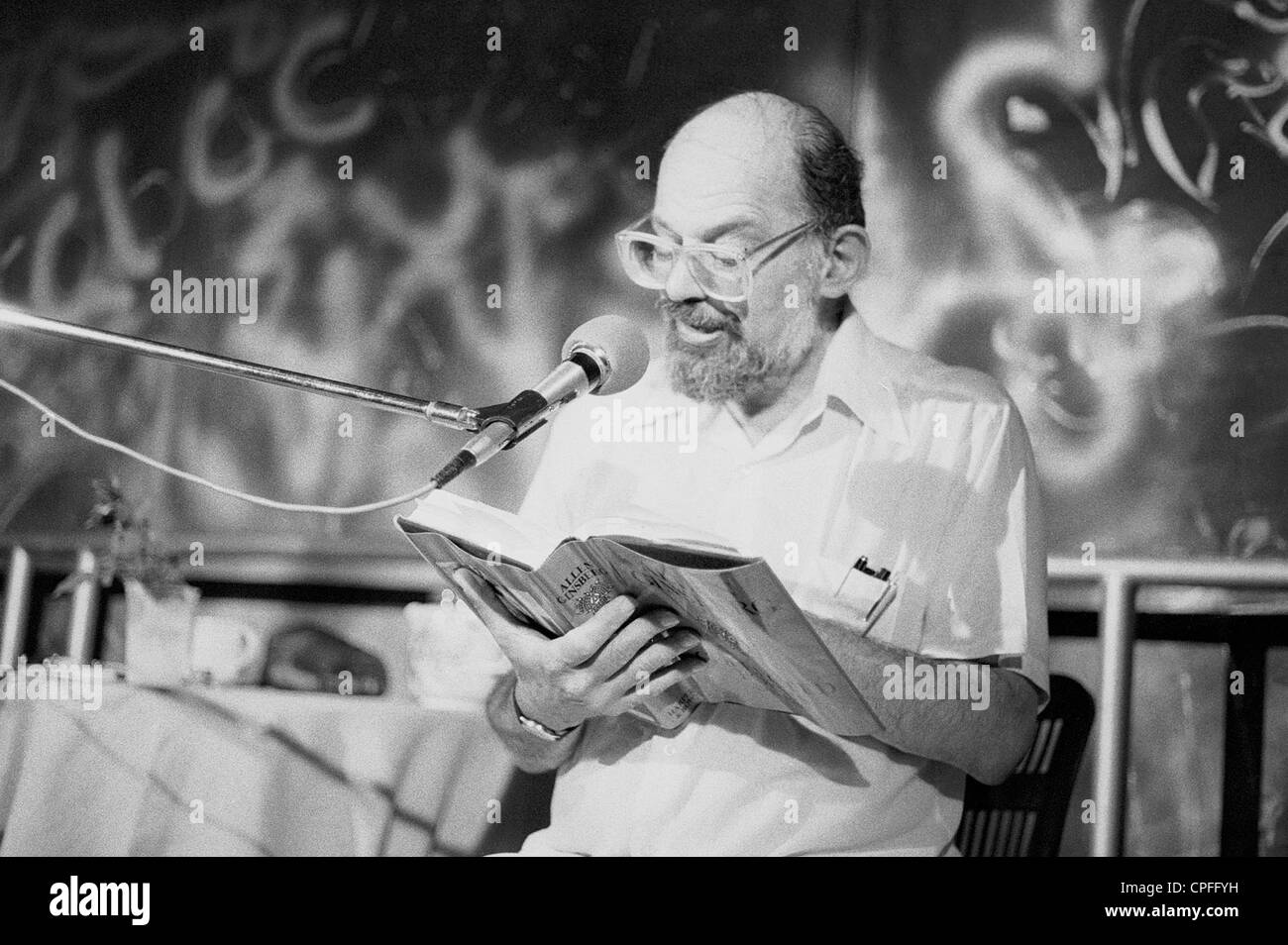 Allen ginsberg hi-res stock photography and images - Alamy