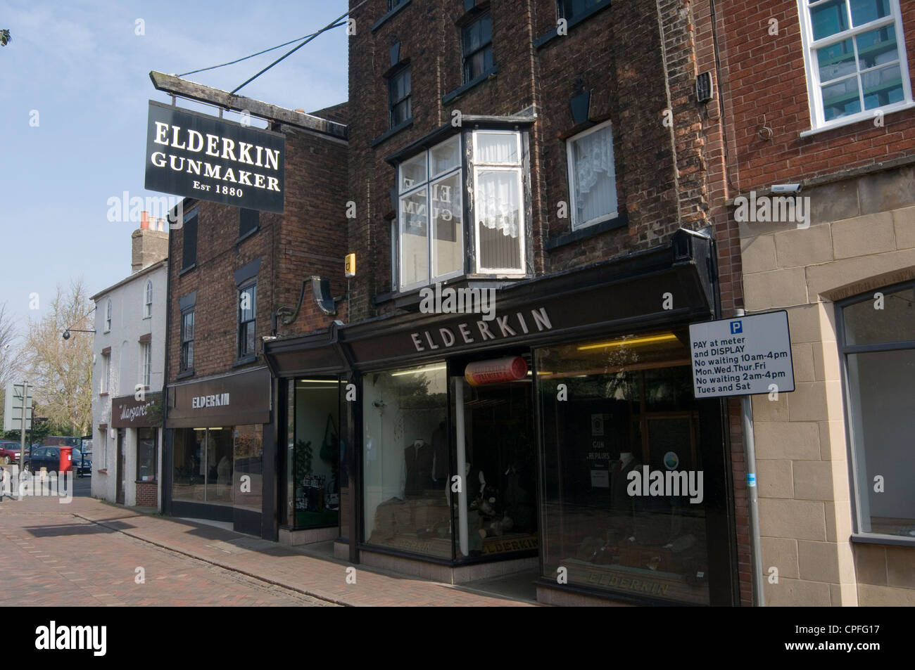 gun shop shops guns gunmaker firearms dealer dealers uk shooting sport ...