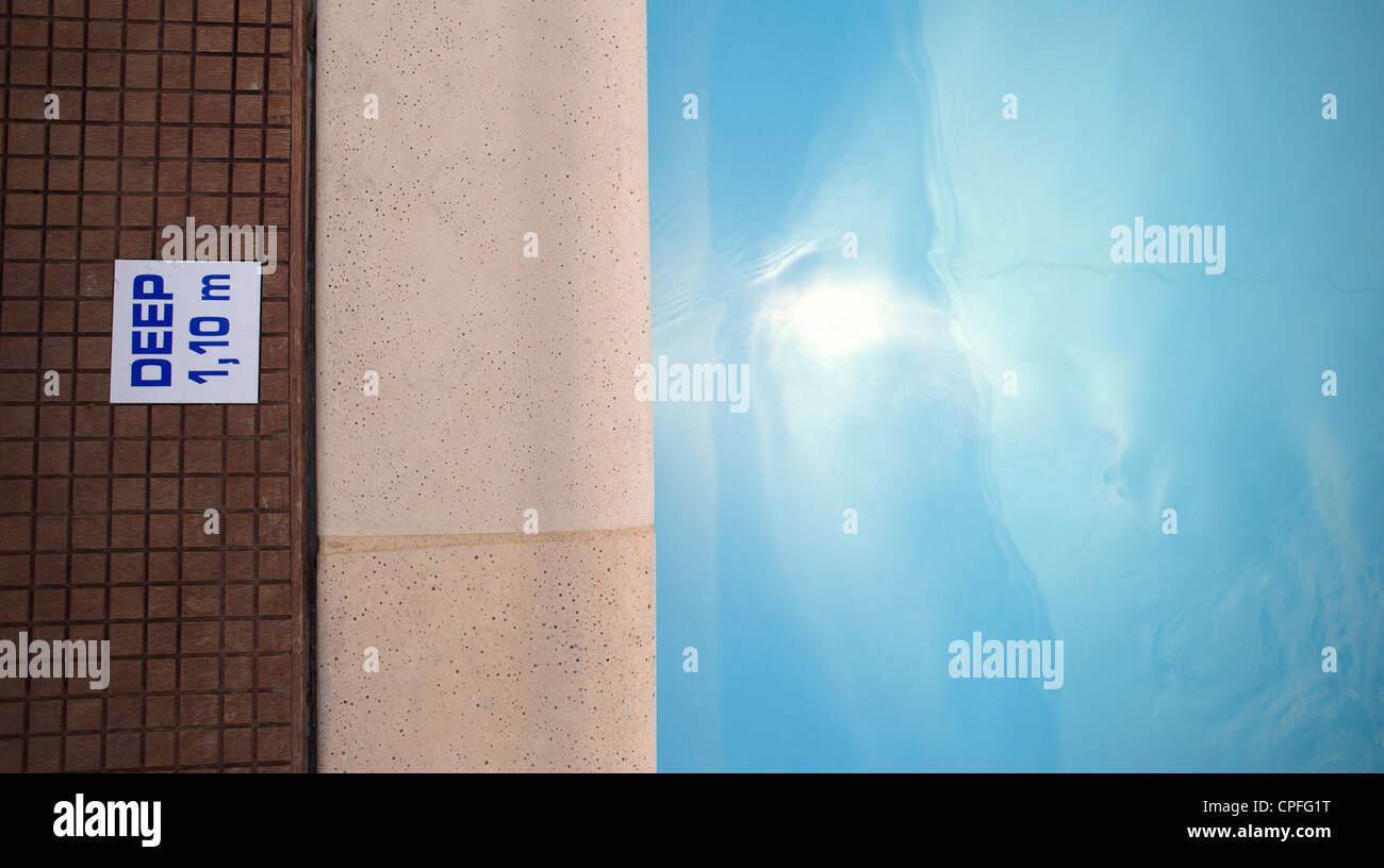 Detail of a swiming pool Stock Photo - Alamy