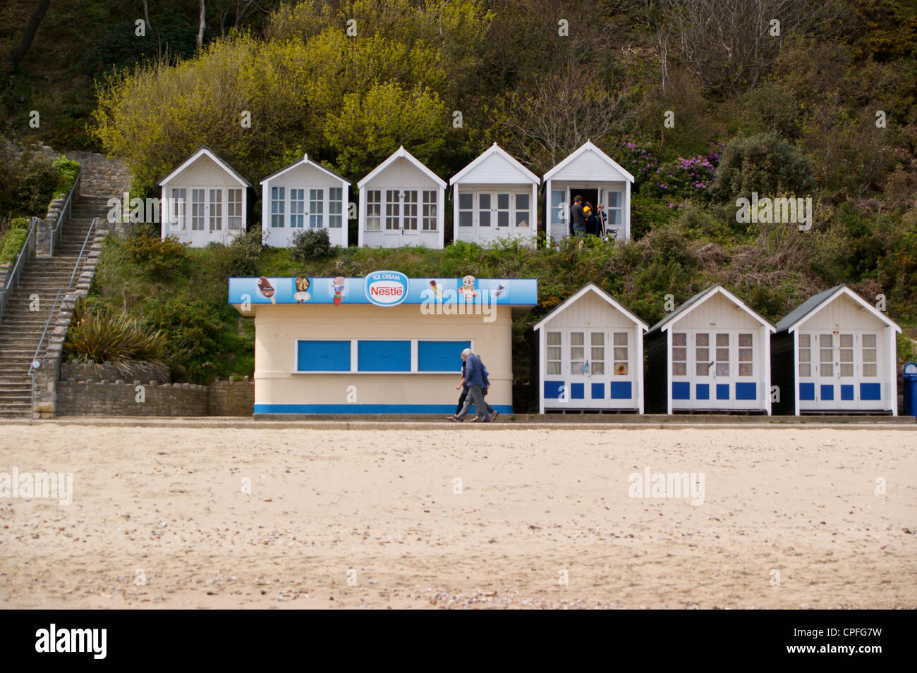 Ice cream kiosk on beach hi-res stock photography and images - Alamy