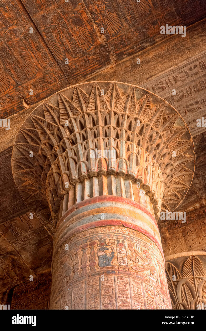 Egyptian capital column hi-res stock photography and images - Alamy