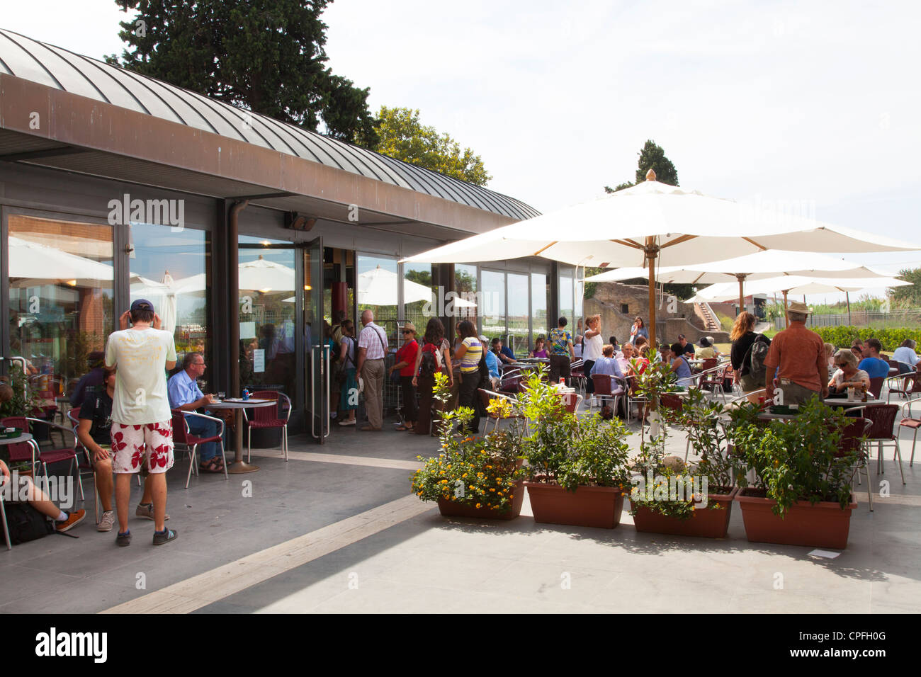 Ancient roman restaurant hi-res stock photography and images - Alamy