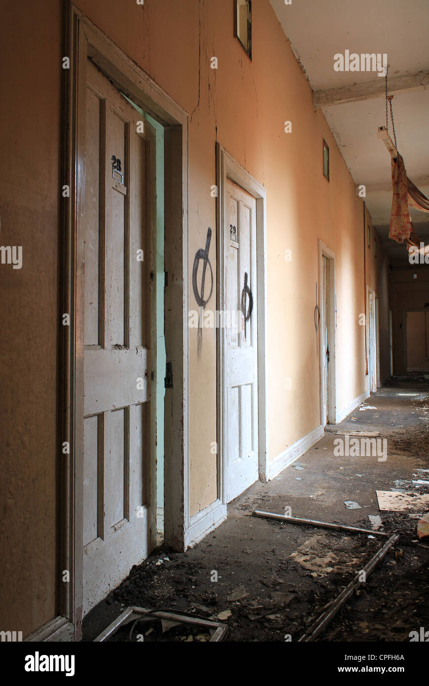 Destroyed corridor hi-res stock photography and images - Alamy