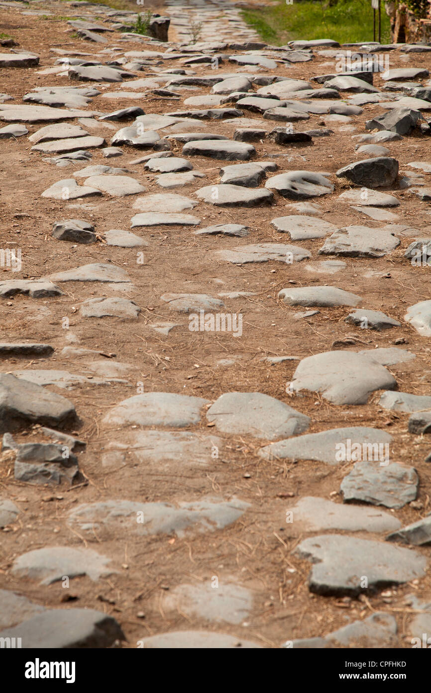 Ancient roman road cobblestones hi-res stock photography and images - Alamy