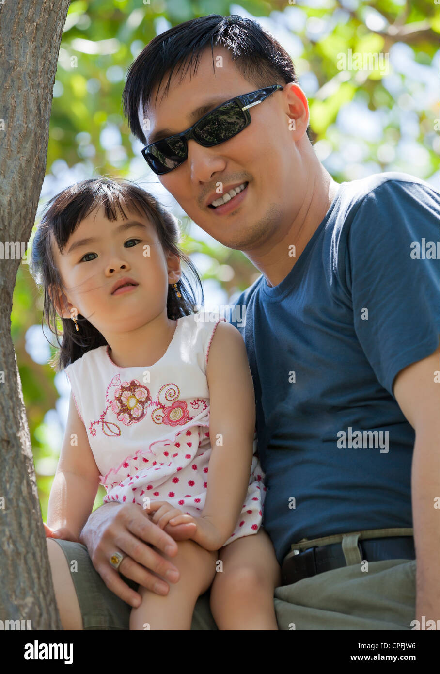 Asian father daughter hi-res stock photography and images - Alamy