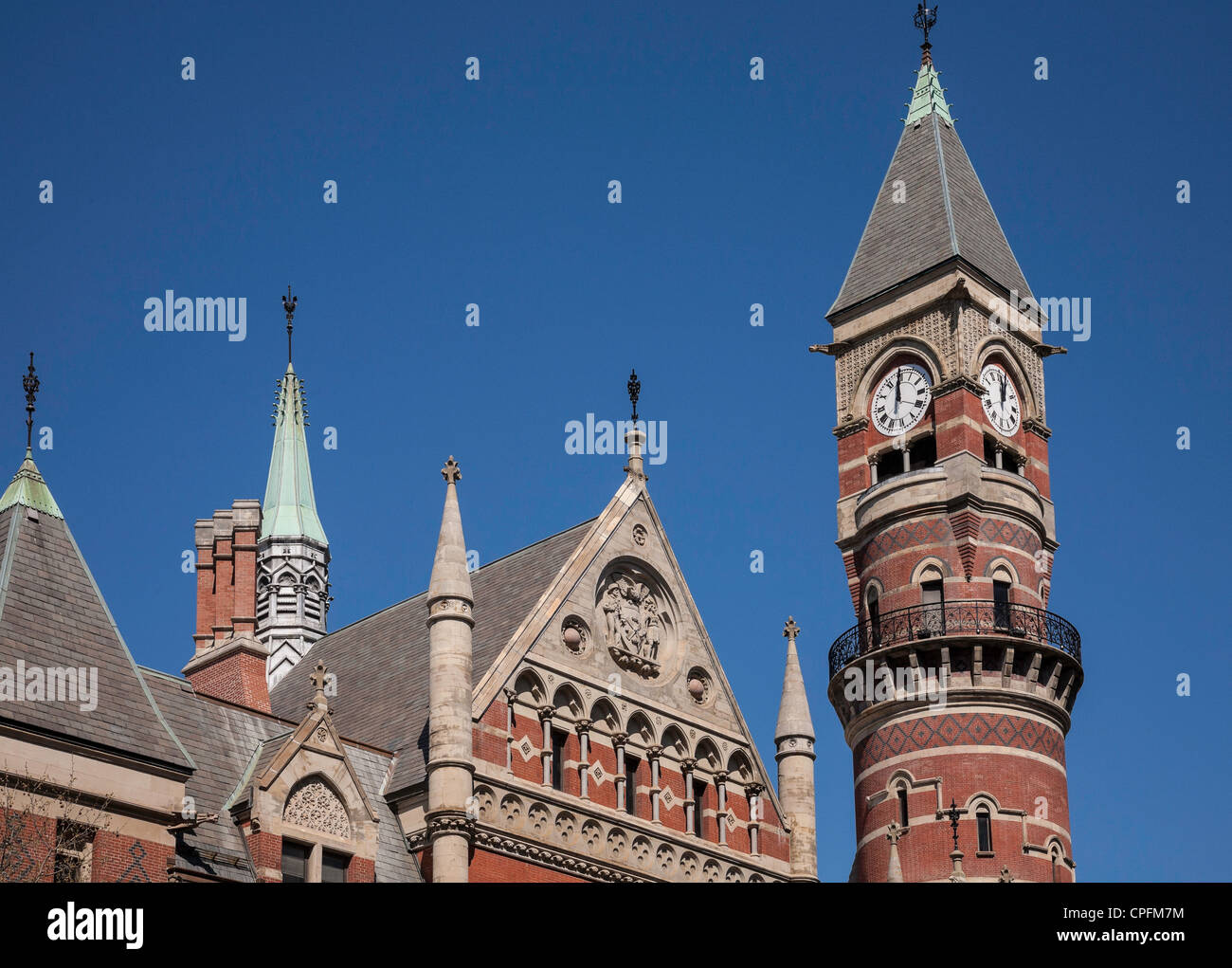 Public library exterior hi-res stock photography and images - Alamy