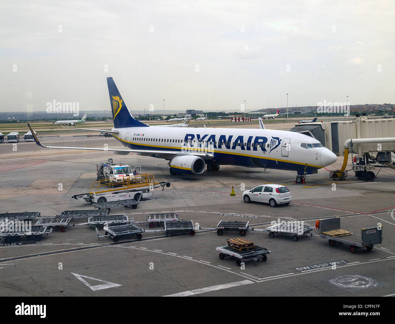 Ryanair airplane on an airport runway Stock Photo - Alamy