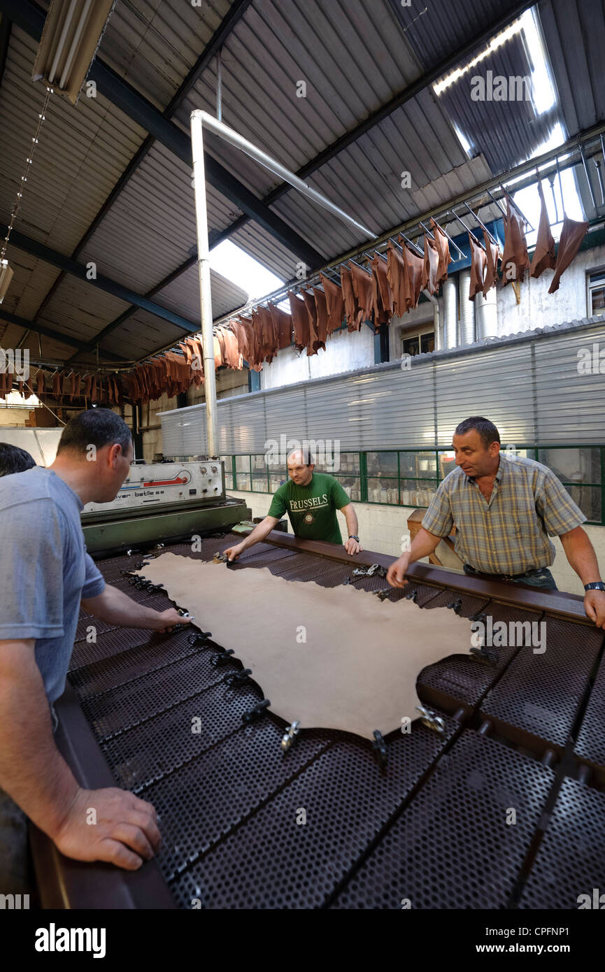 Tanner's workshop hi-res stock photography and images - Alamy