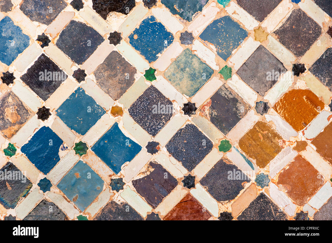 Alhambra tile hi-res stock photography and images - Alamy