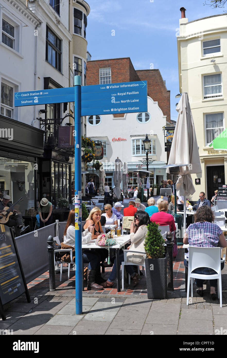 Alfresco Summer Hot High Resolution Stock Photography and Images - Alamy