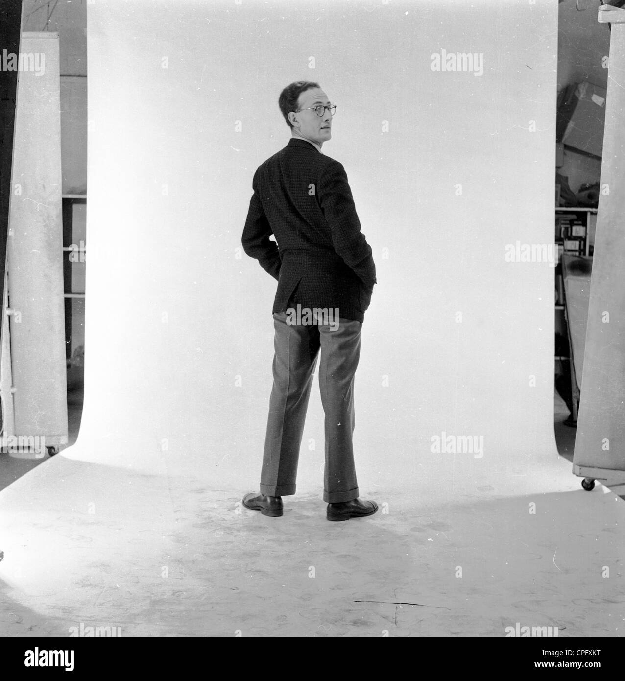 Man male white screen studio advert 60s hi-res stock photography and ...