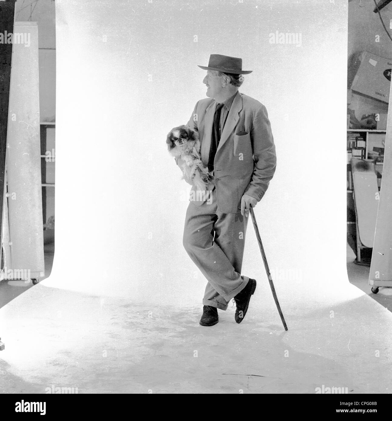 Man male white screen studio advert 60s hi-res stock photography and ...