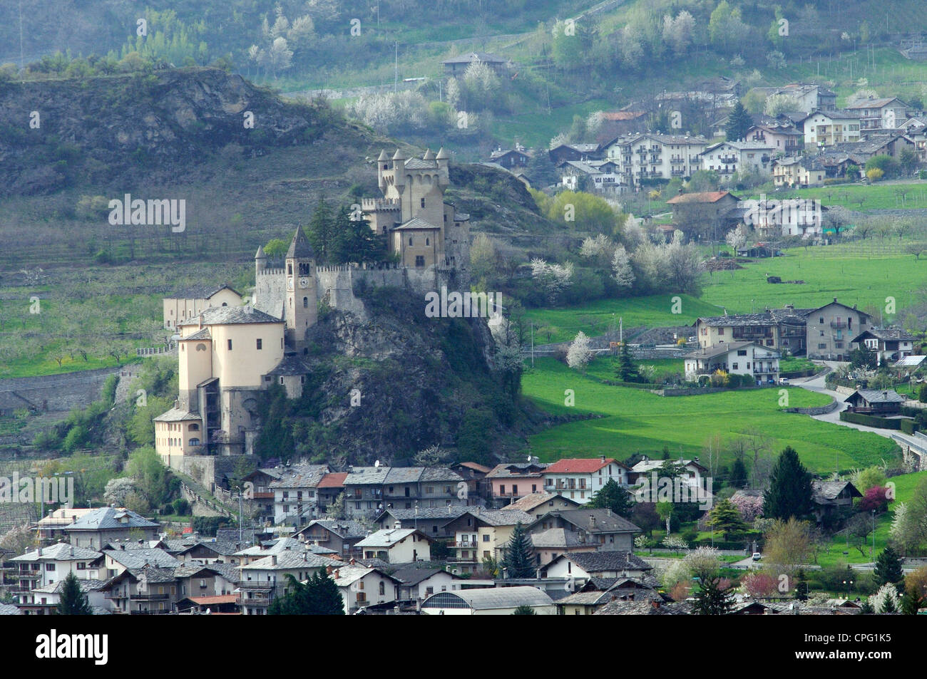 Saint pierre castle aosta valley hi-res stock photography and images ...