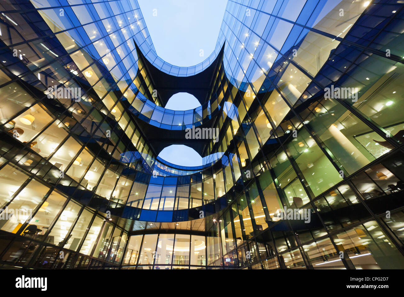 7 more london riverside hi-res stock photography and images - Alamy