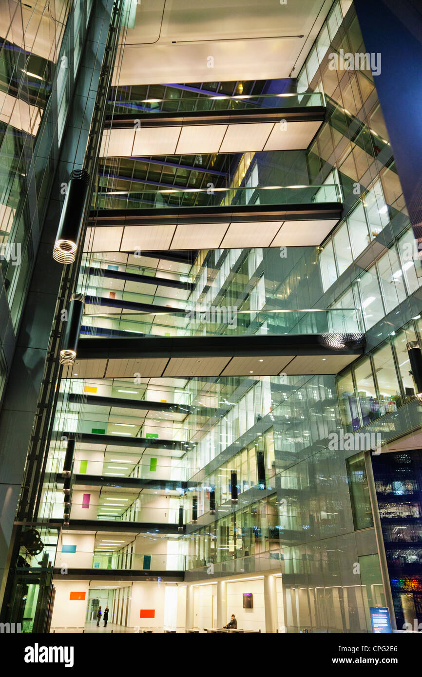 England, London, Southwark, More London Piazza, 3 More London Building ...