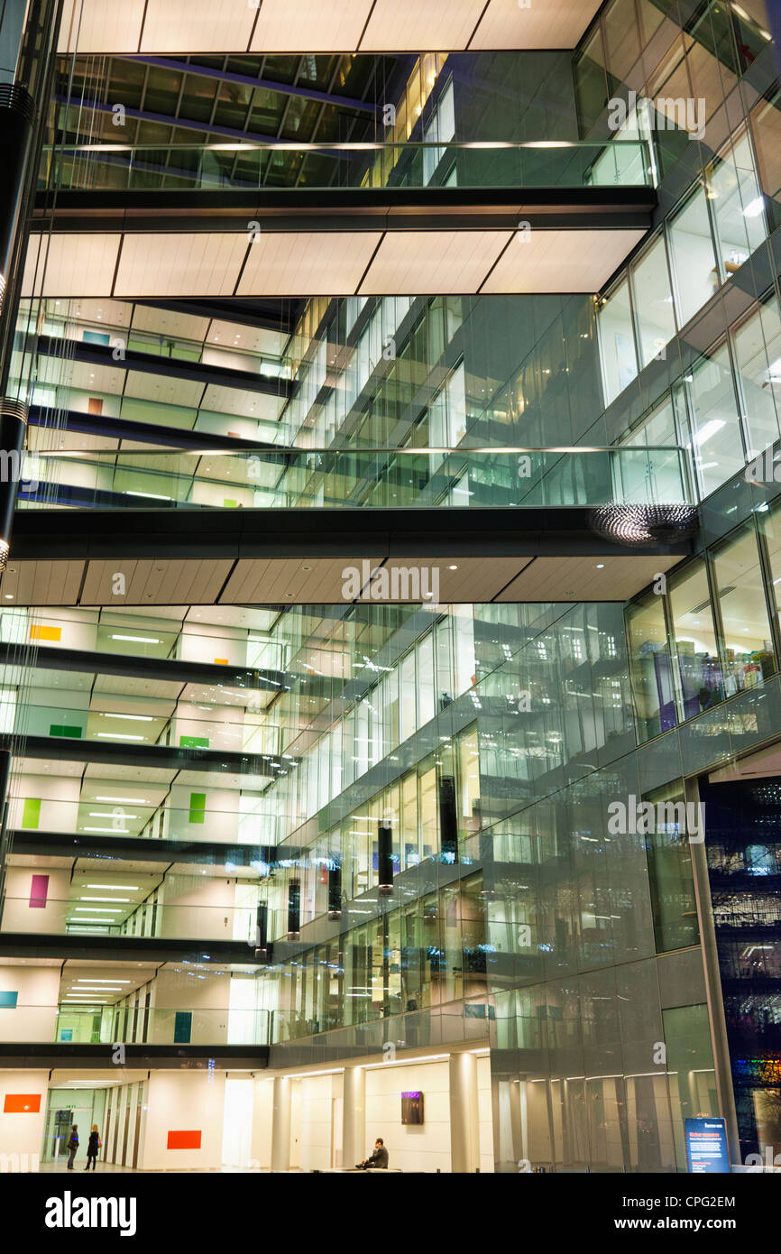 England, London, Southwark, More London Piazza, 3 More London Building ...