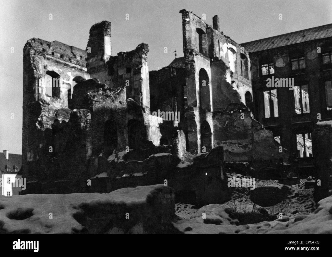 post war period, destroyed cities, Germany, Munich, Old Academy ...