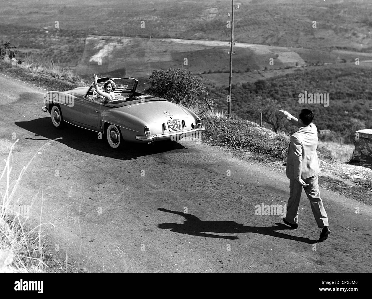 Lollobrigida, Gina, * 4.7.1927, Italian actress, half length, with her ...