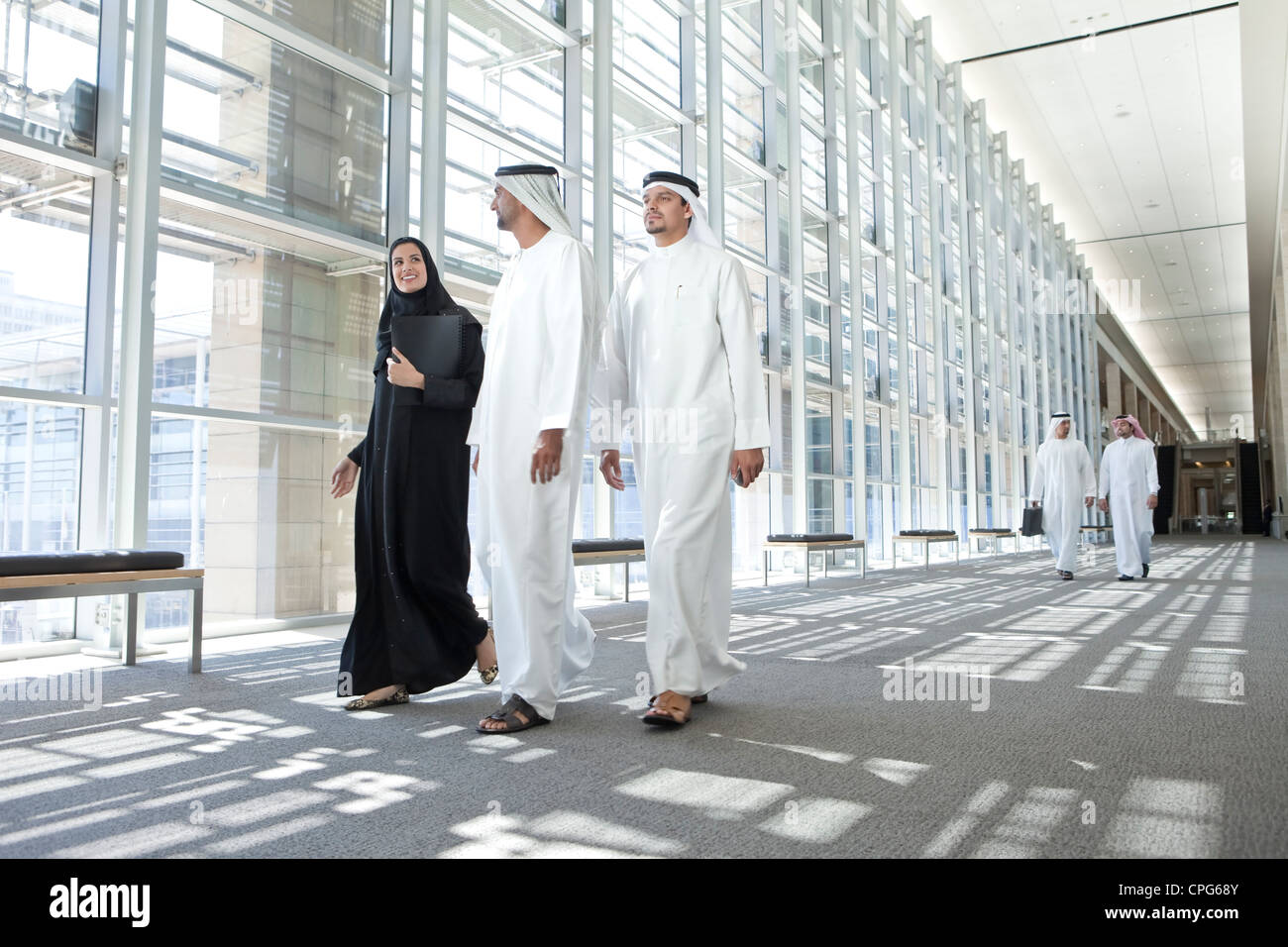Saudi people hi-res stock photography and images - Alamy
